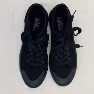 Basic Editions | Shoes | Youth Basic Editions Black Canvas Sneakers ...